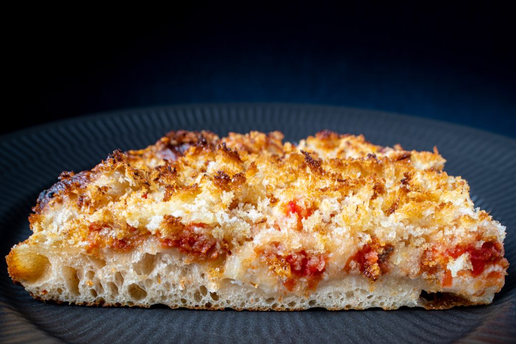 Sfincione di palermitano: authentic Sicilian pizza with sourdough - SY ...