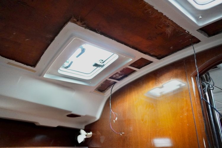 Get rid of condensation Part 2: How to insulate your boat! - SY Selkie