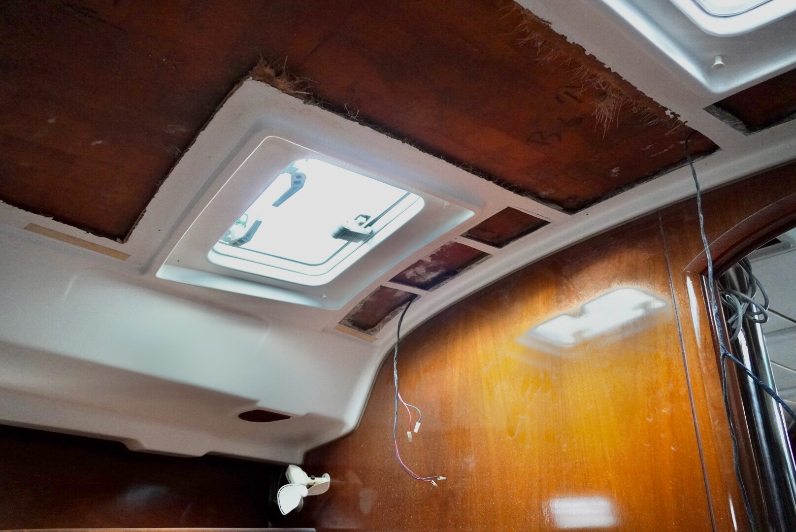 Get rid of condensation Part 2: How to insulate your boat! - SY Selkie