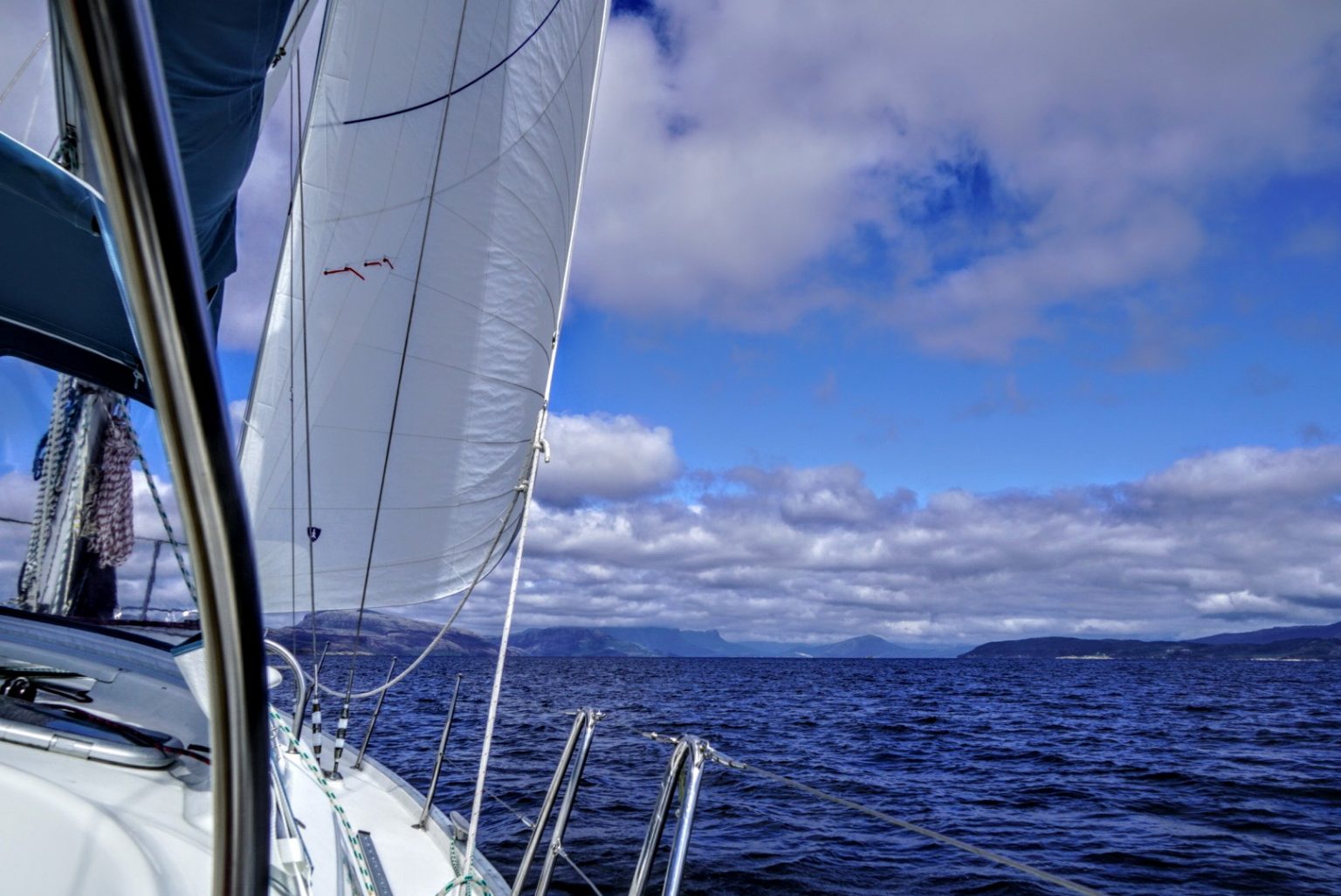 Norwegian cider Gløgg with apple brandy - SY Selkie