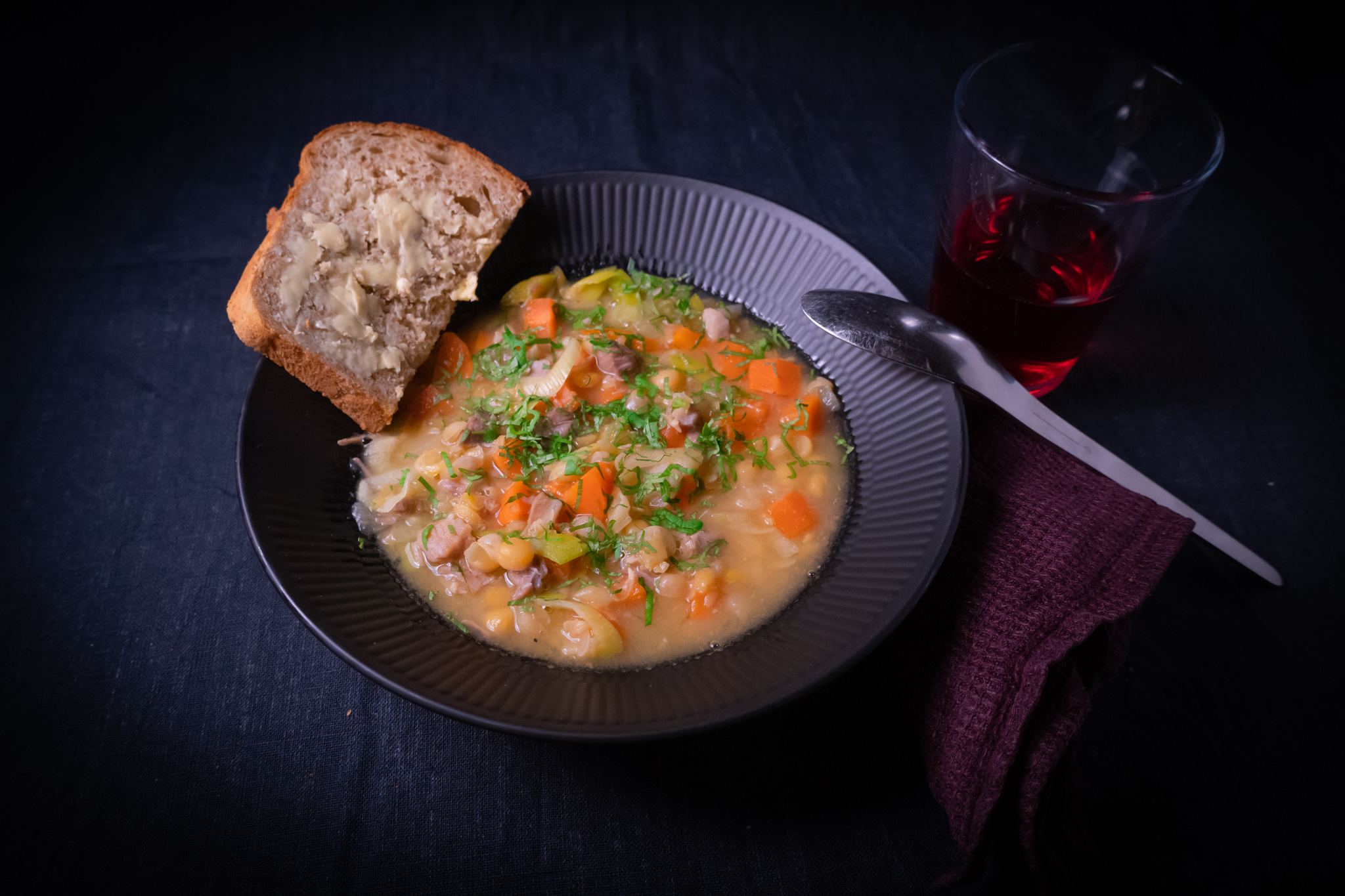 Authentic Norwegian Gul ertesuppe yellow pea soup - SY Selkie