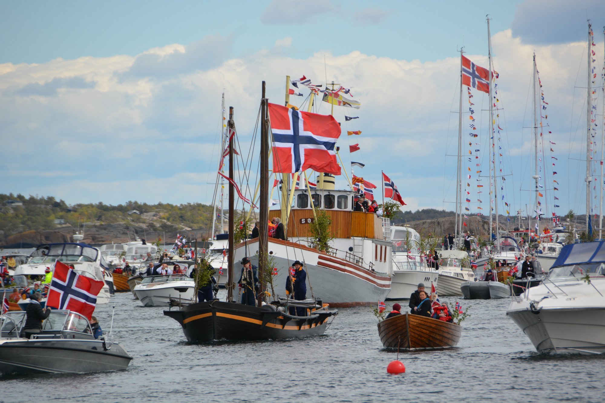 Norwegian National Day May 17th History Traditions And Food Sy Selkie